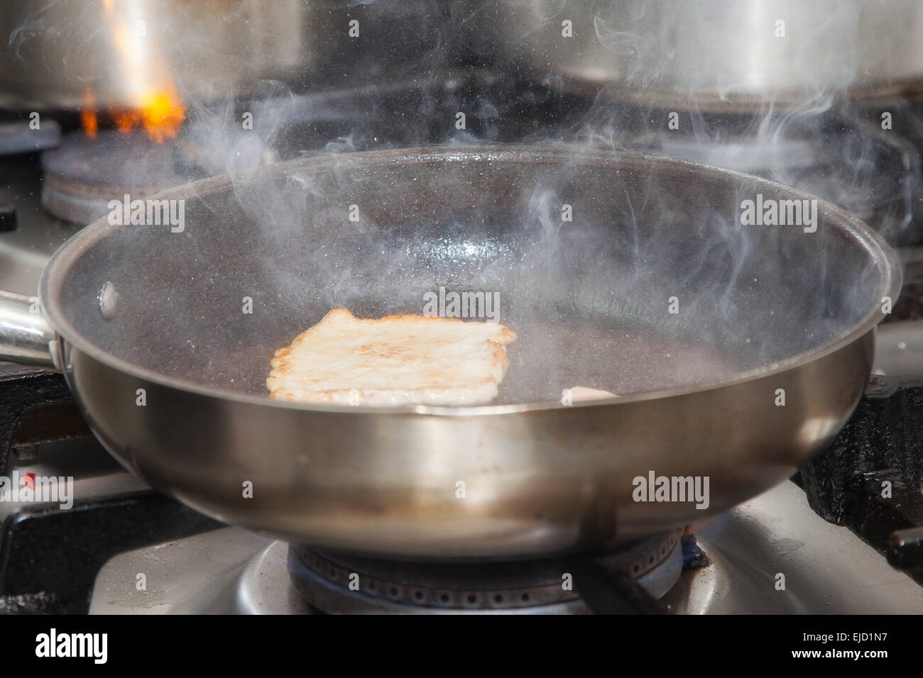 Hot dish in frying pan hi-res stock photography and images - Alamy