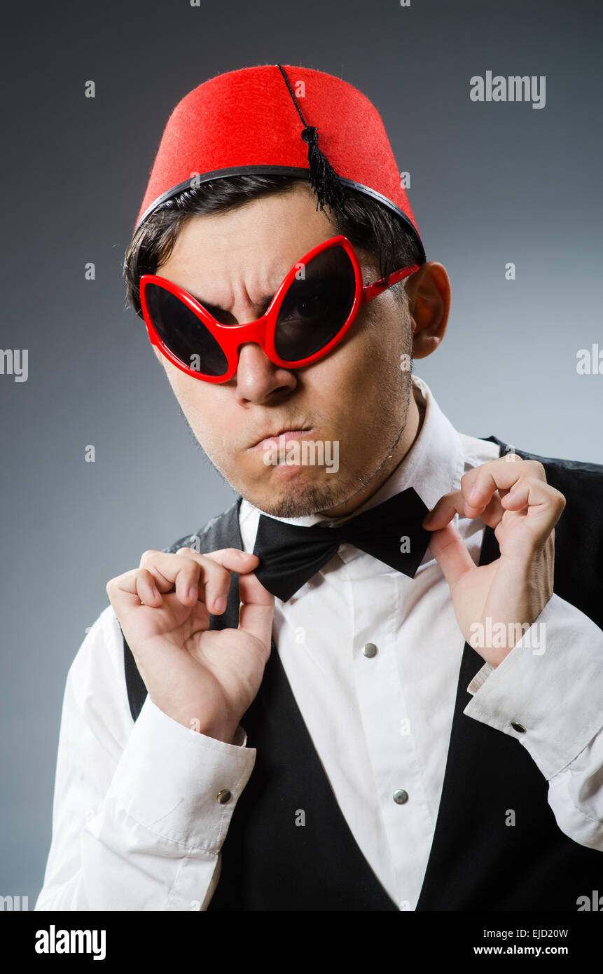 Man wearing traditional turkish hat fez Stock Photo - Alamy