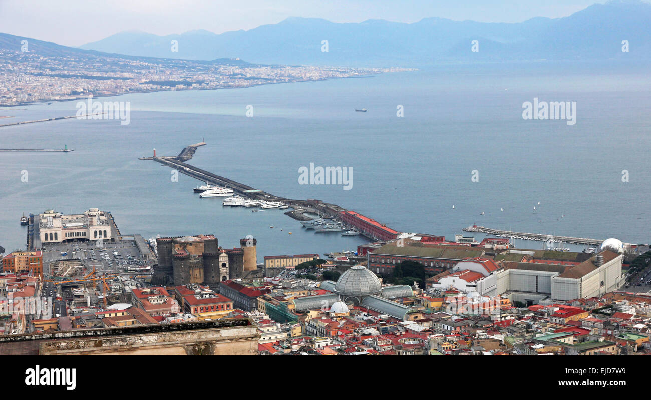 City of naples historic centre hi-res stock photography and images - Alamy