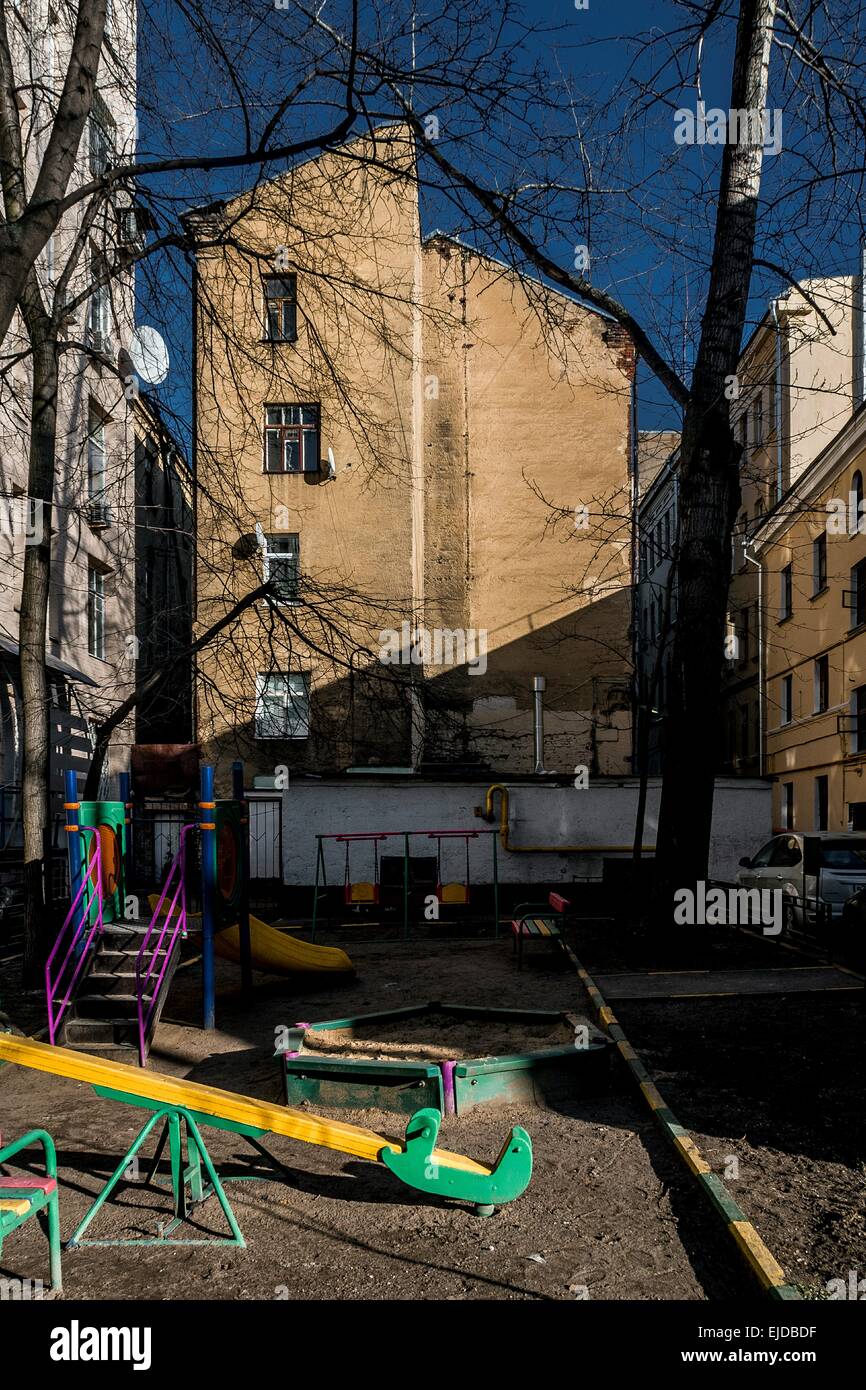 Moscow, Russia. Court yard on Sretenka street Stock Photo - Alamy