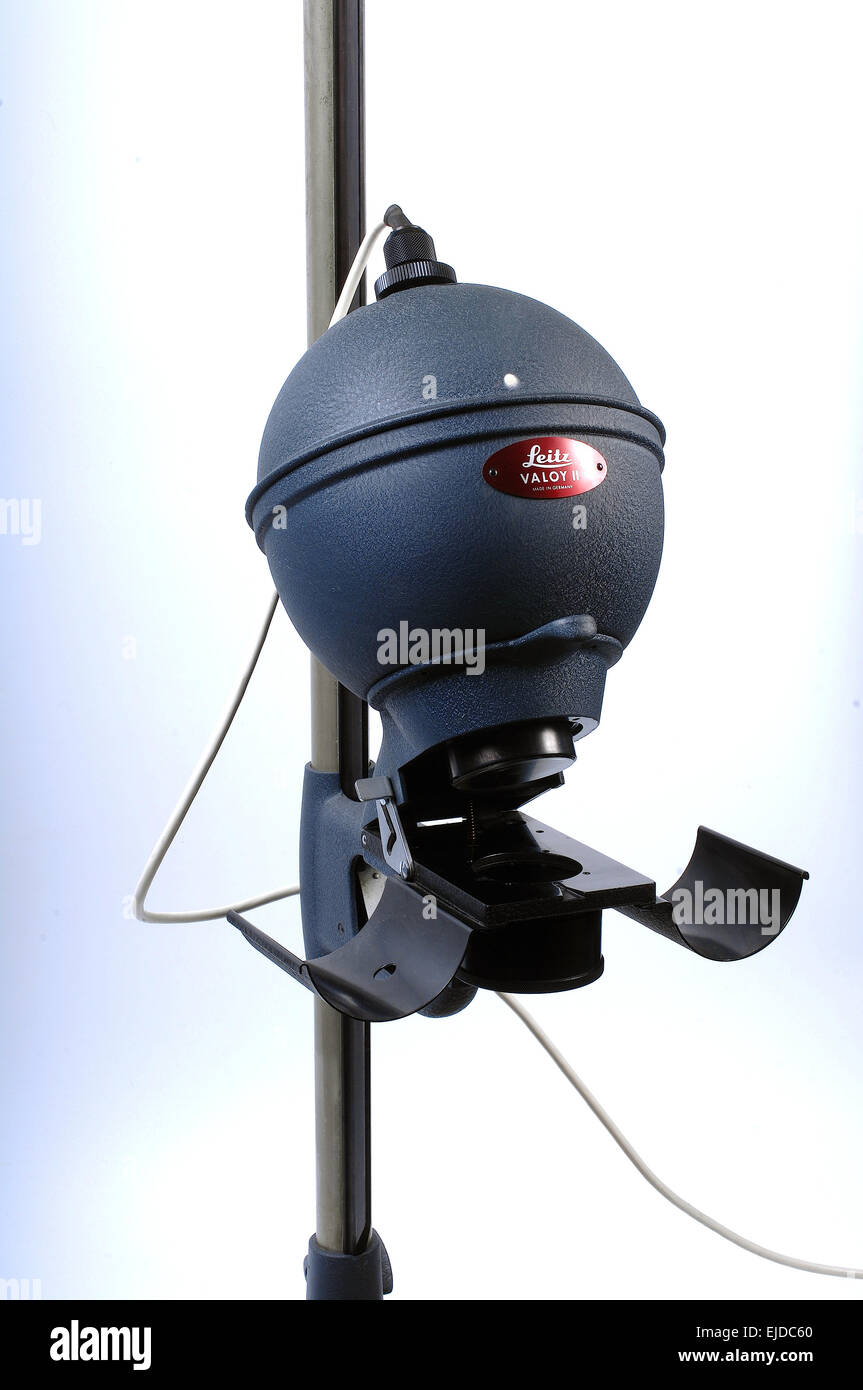 Photographic Enlarger High Resolution Stock Photography and Images - Alamy