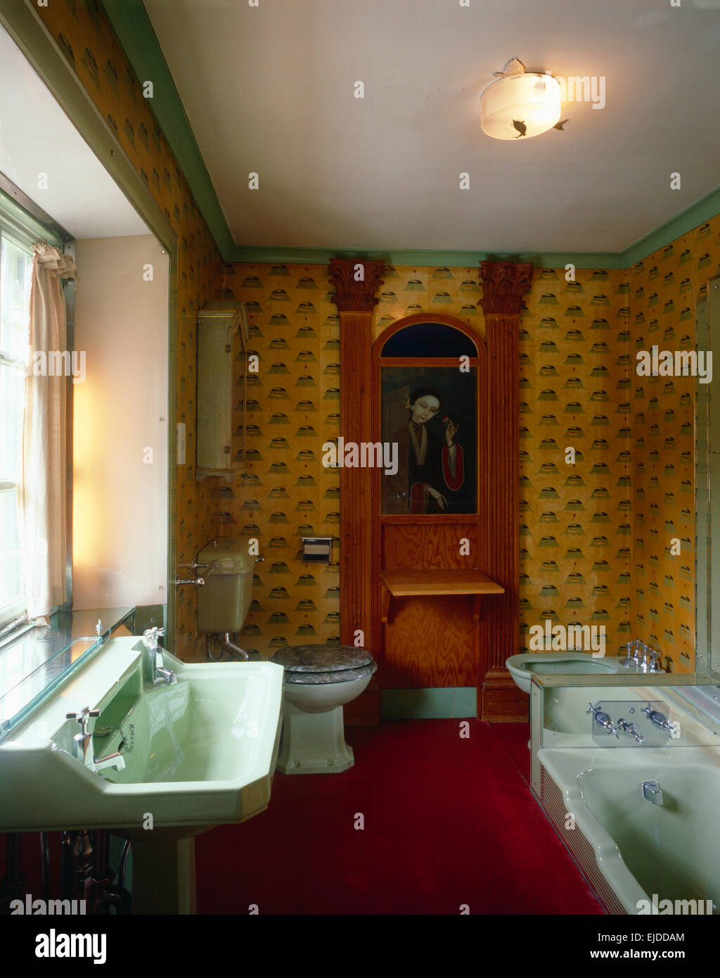 Patterned wallpaper in thirties bathroom in Monkton house former home ...