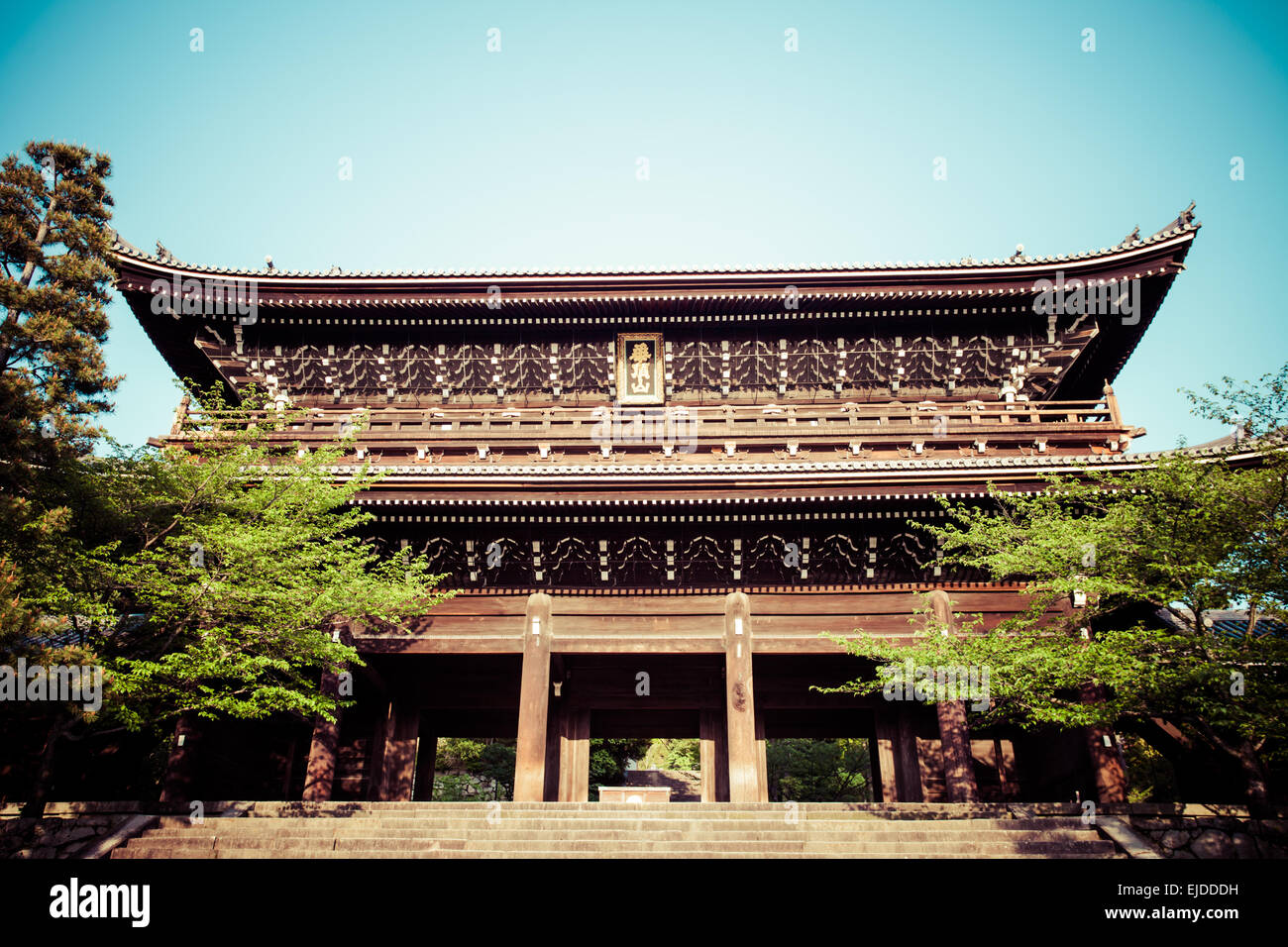 Chionin main gate hi-res stock photography and images - Alamy