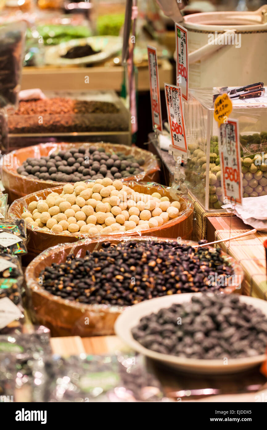 Traditional market in Japan Stock Photo - Alamy