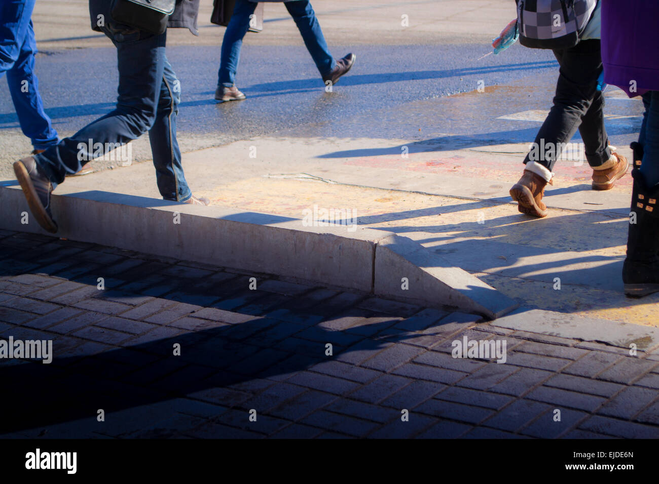 Crossing legs hi-res stock photography and images - Alamy