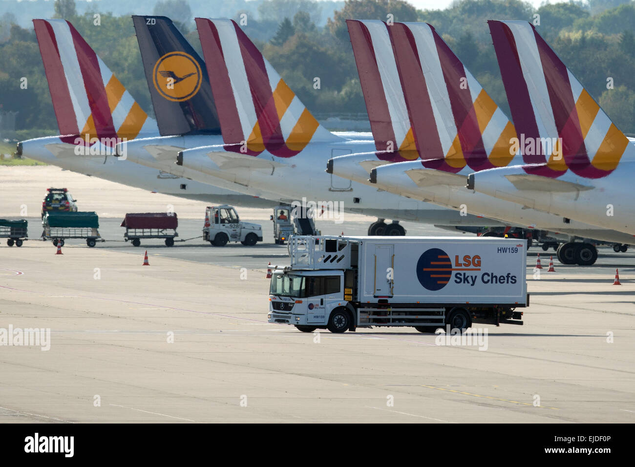 File air traffic control hi-res stock photography and images - Alamy