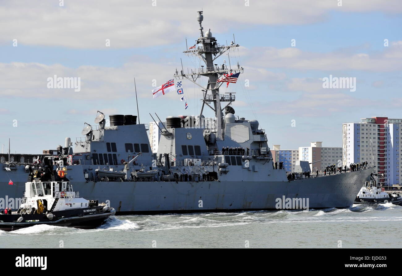 AJAXNETPHOTO. 22ND MARCH, 2015. PORTSMOUTH, ENGLAND. - U.S. DESTROYER ...