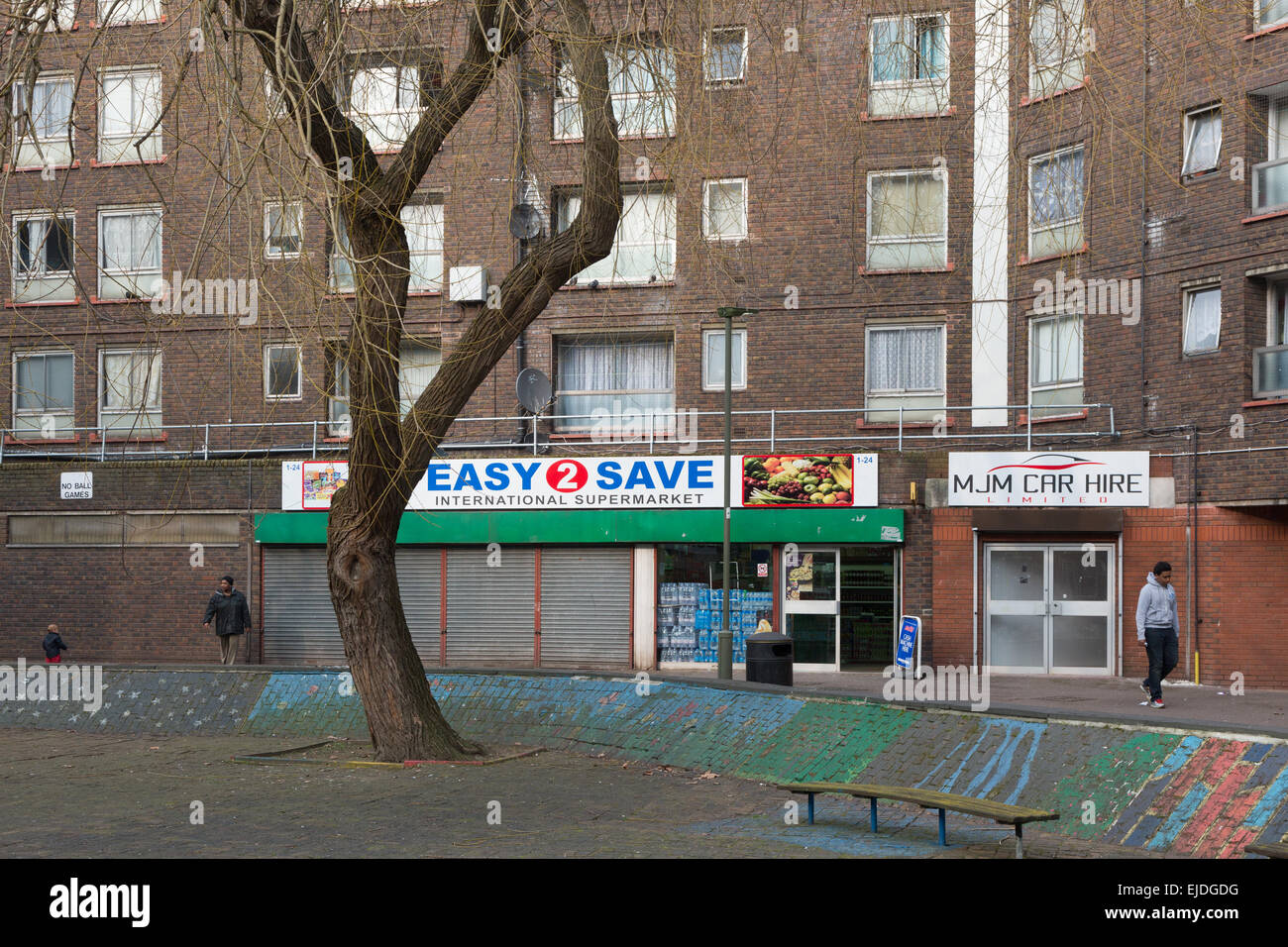 Main concourse of the Grahame Park Estate, Hendon, London Stock Photo ...