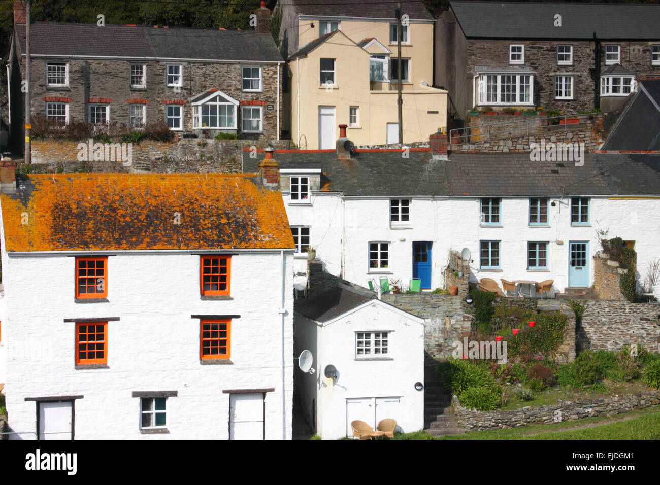 Brightly coloured cottages at Portloe. Cornwall Stock Photo - Alamy