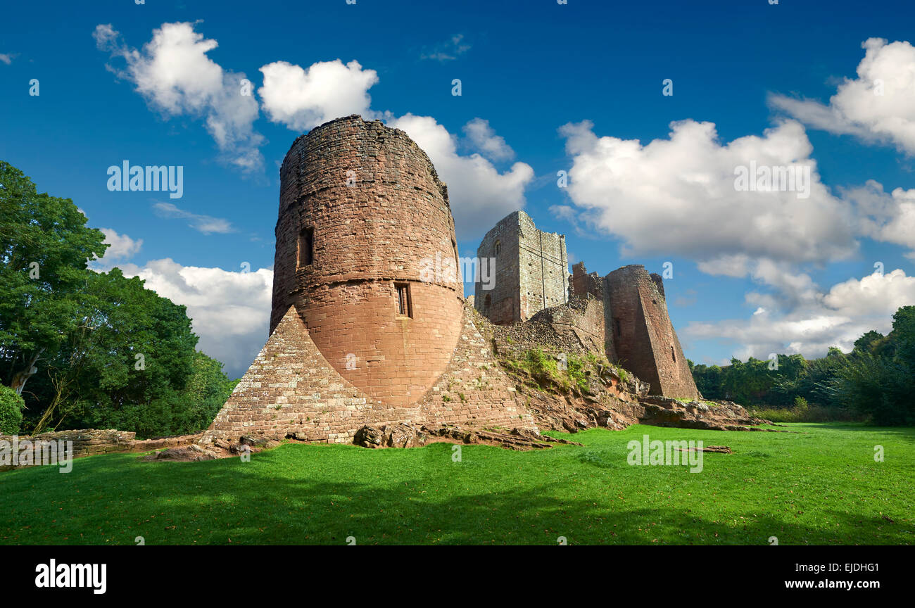 Historic norman castle ruin hi-res stock photography and images - Alamy