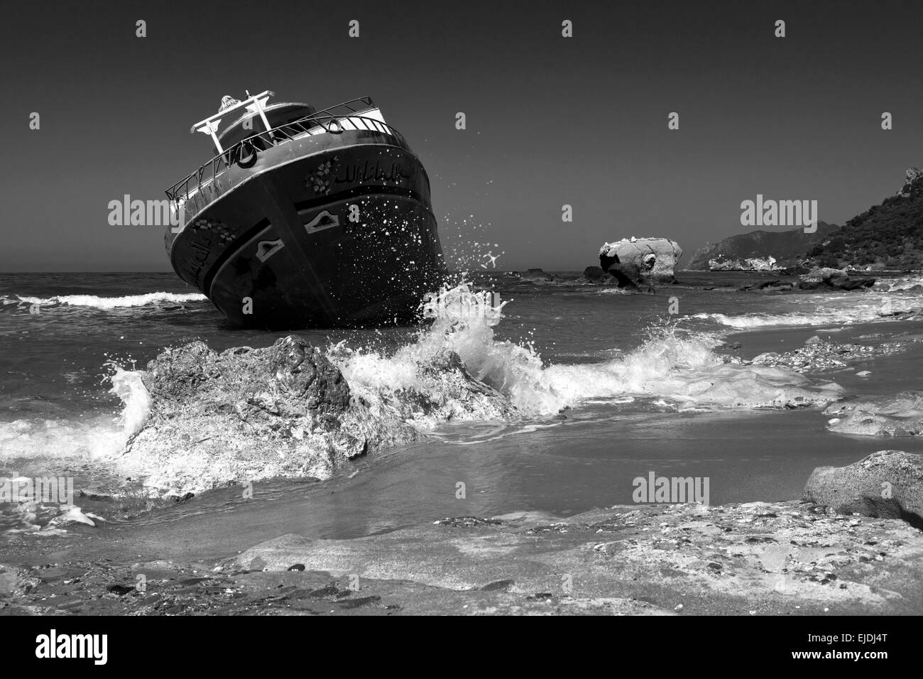 Run aground Black and White Stock Photos & Images - Alamy