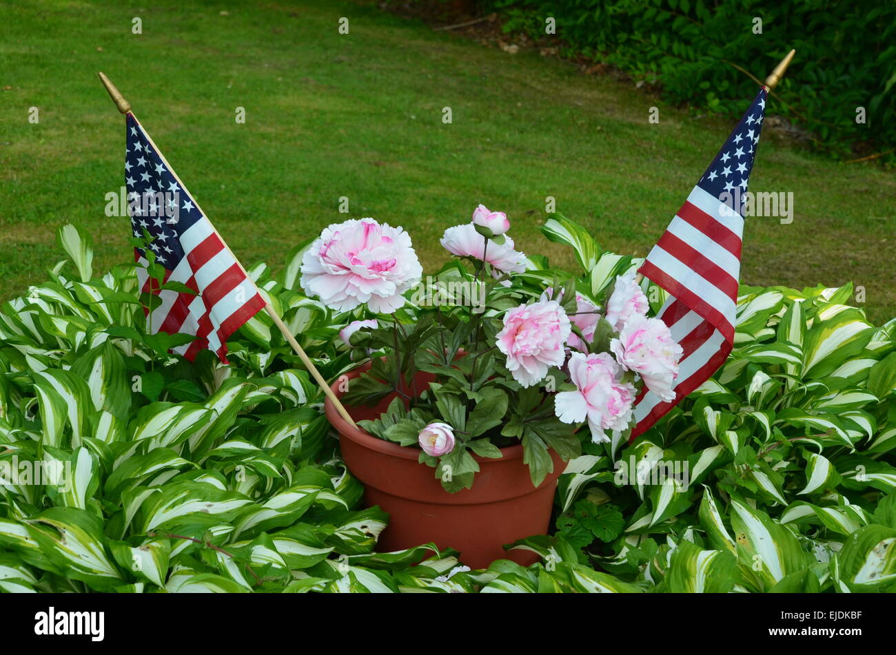 American flag flower pot hi-res stock photography and images - Alamy