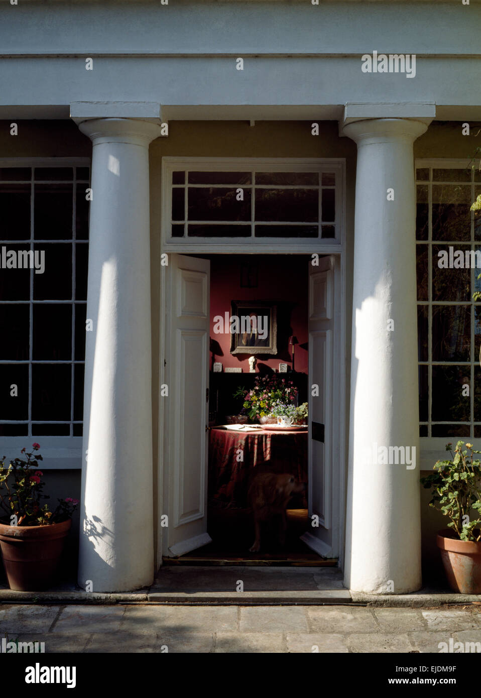 Pillared porch hi-res stock photography and images - Alamy