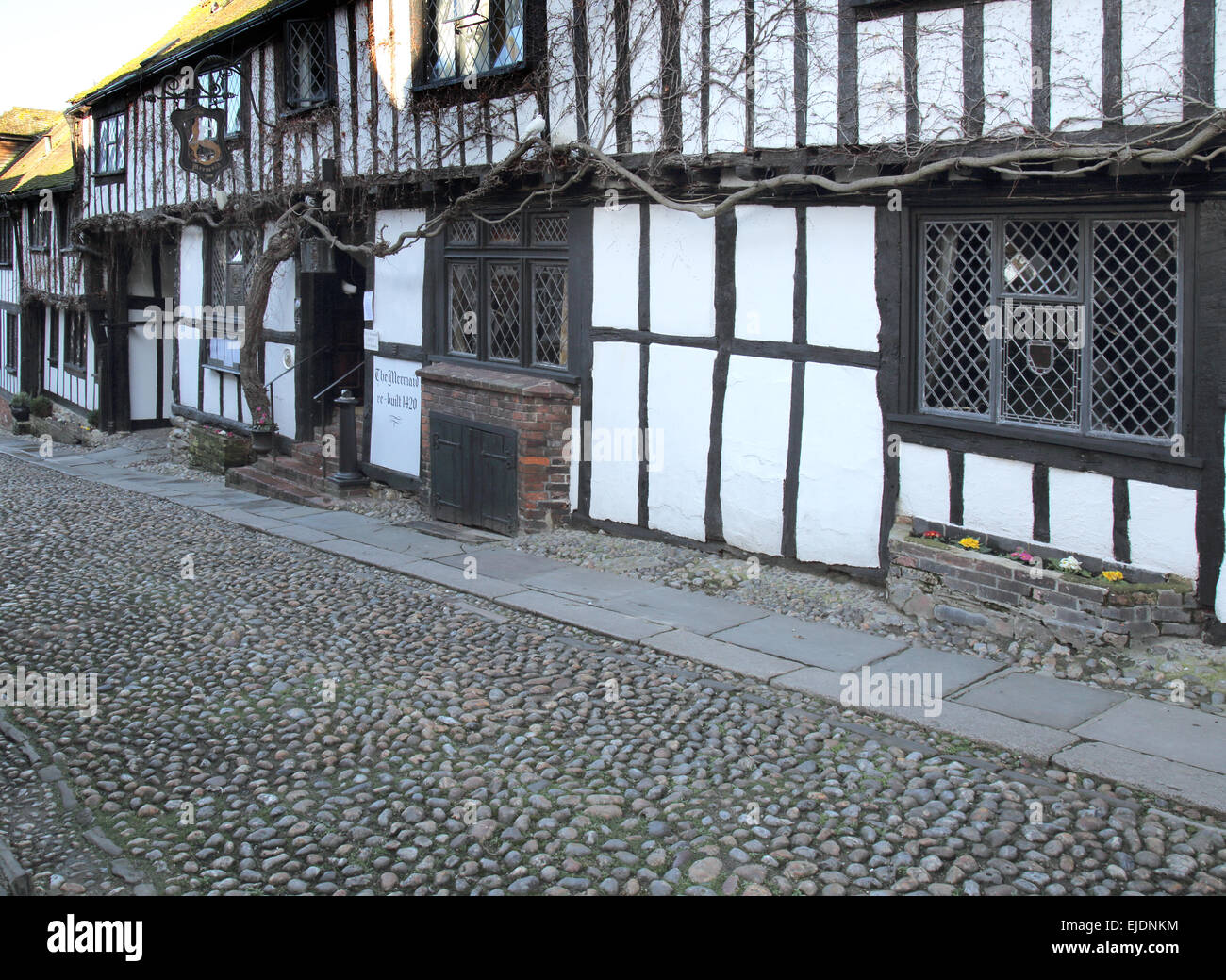 mermaid pub in rye in east sussex Stock Photo - Alamy