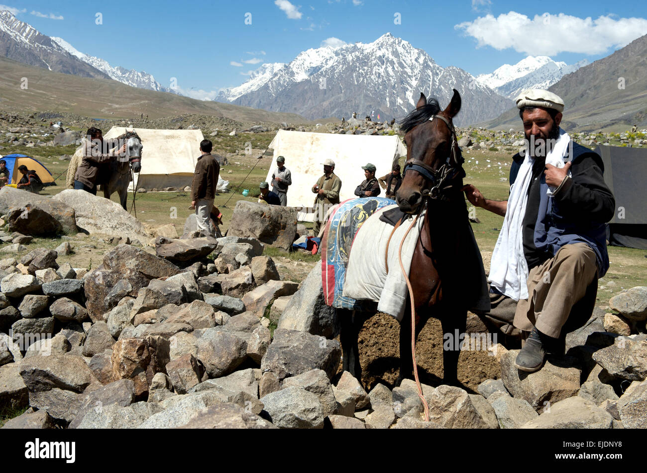 Rival polo teams from Chitral and Gilgit compete during the worlds ...