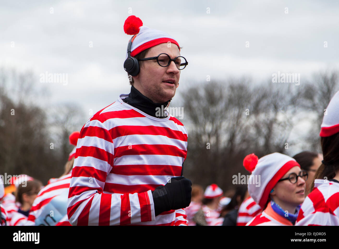 Wheres waldo hi-res stock photography and images - Alamy