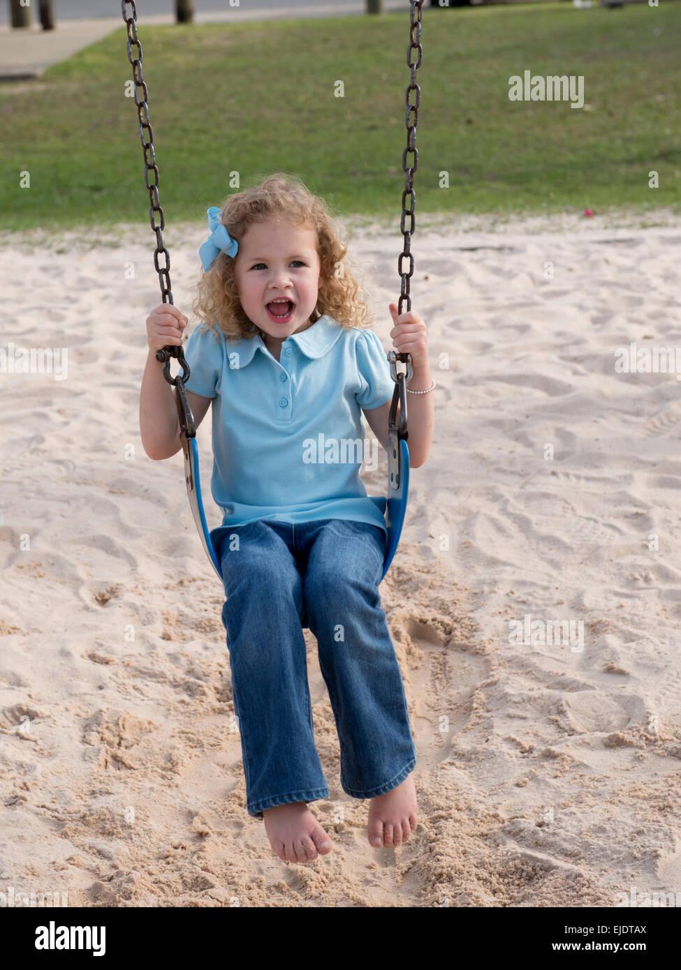 Blonde 4 year old girl hi-res stock photography and images - Alamy
