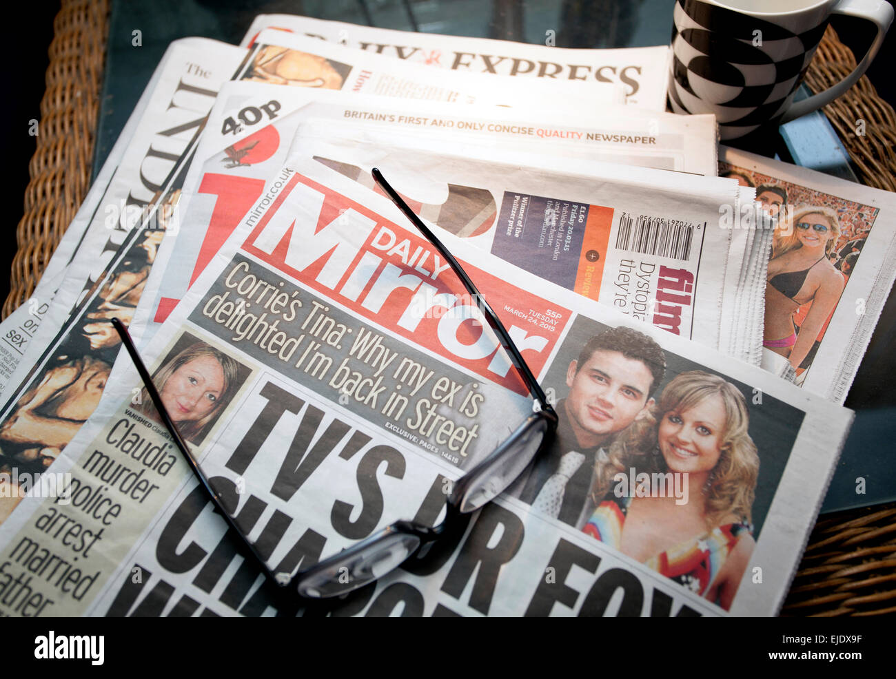 Front page of the daily express hi-res stock photography and images - Alamy