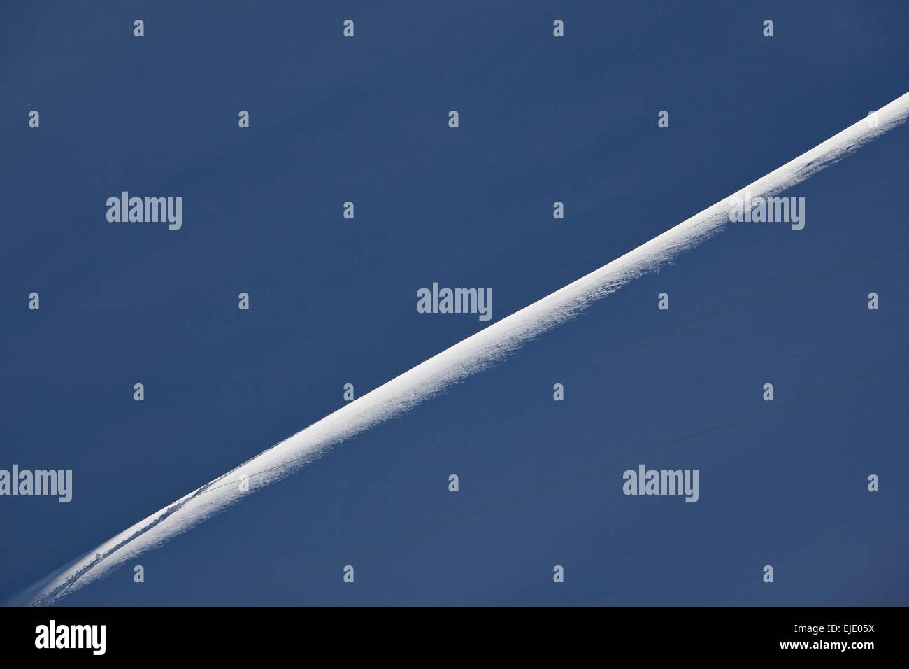 Line of symmetry hi-res stock photography and images - Alamy