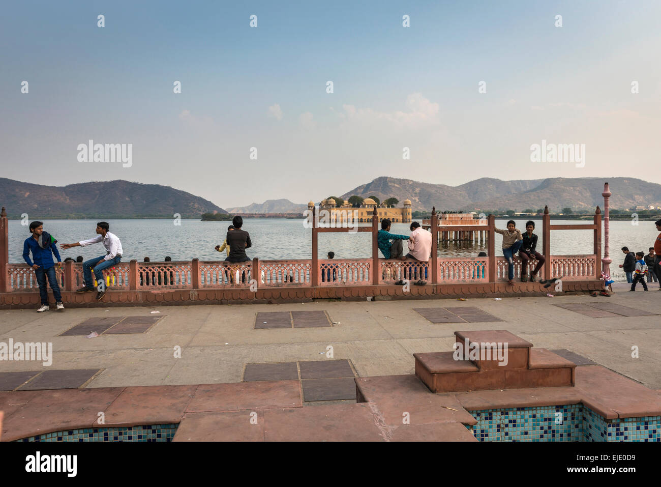Jal Mahal Palace on Man Sagar Lake near Jaipur, Rajasthan, India Stock ...