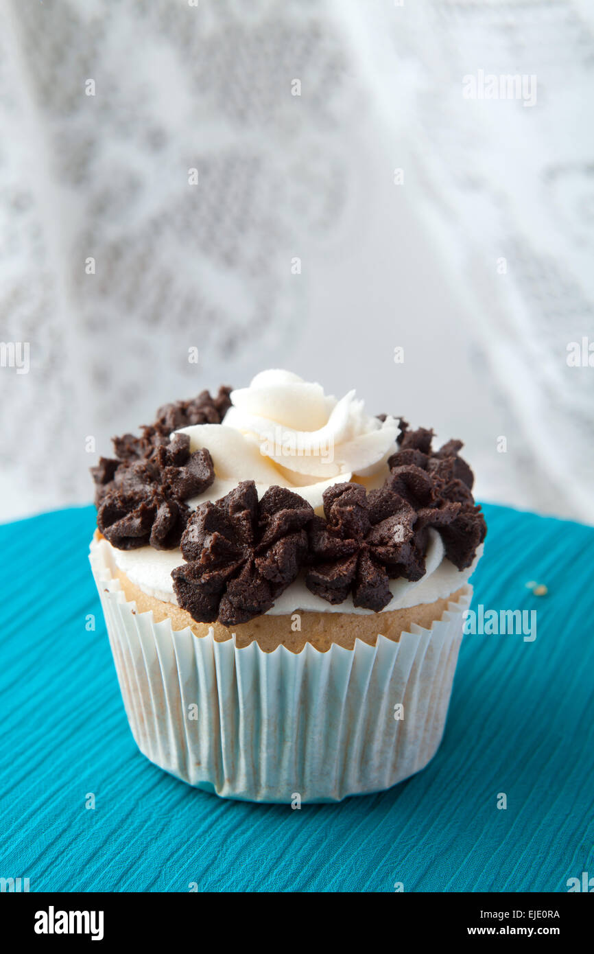 Single Gourmet Cupcake Stock Photo - Alamy