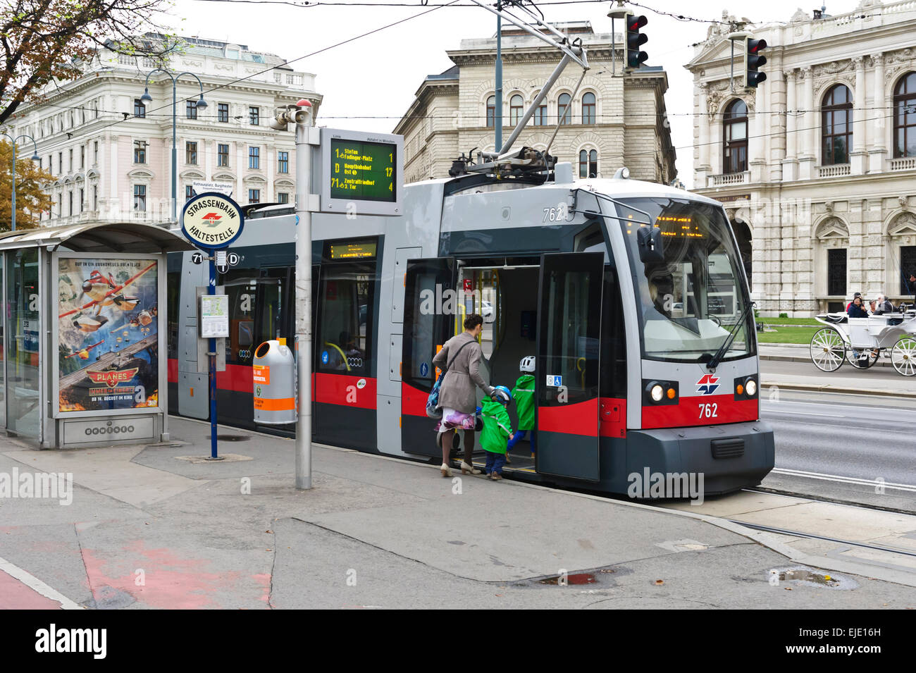 Tram in vienna hi-res stock photography and images - Alamy