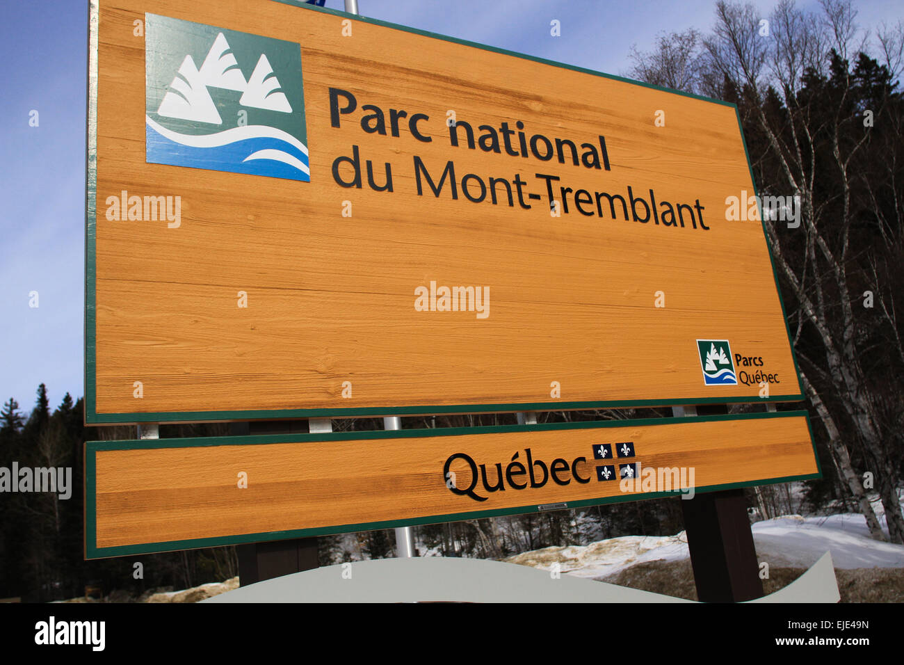 Parcs canada sign hi-res stock photography and images - Alamy