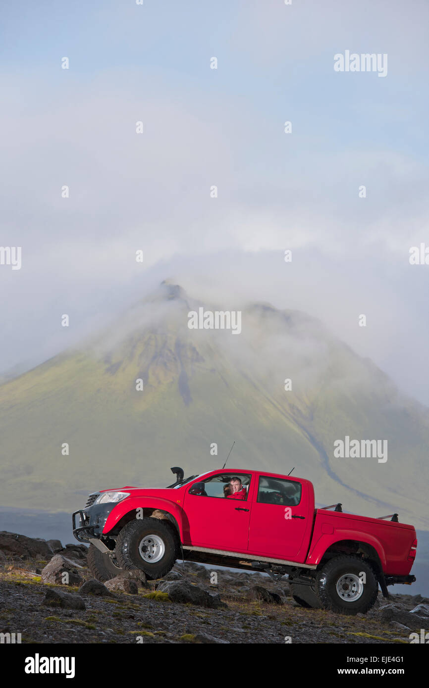 Driving pick up truck side view hi-res stock photography and images - Alamy
