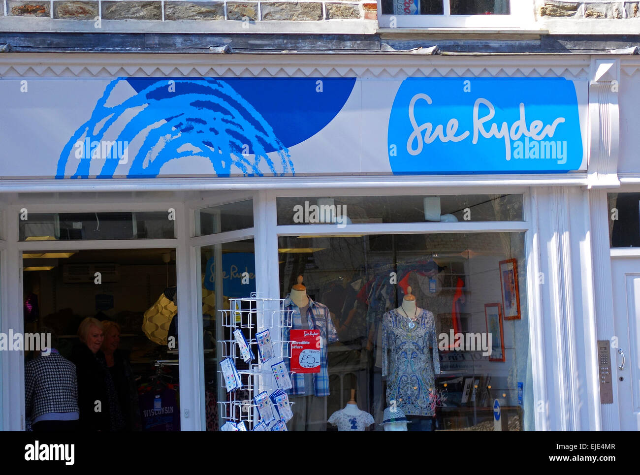 Sue Ryder charity shop Stock Photo - Alamy
