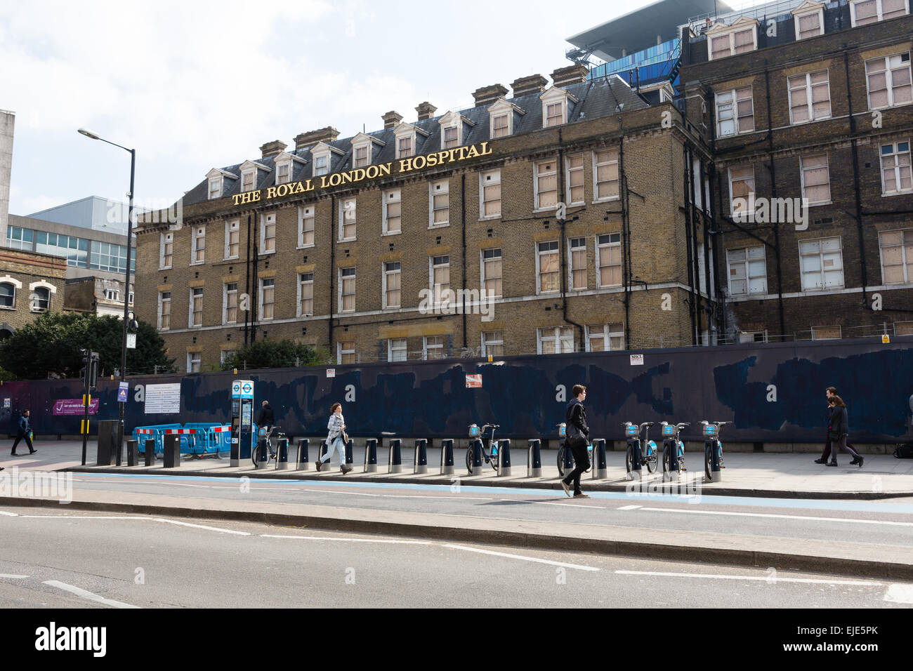 Exterior royal london hospital whitechapel hi-res stock photography and ...