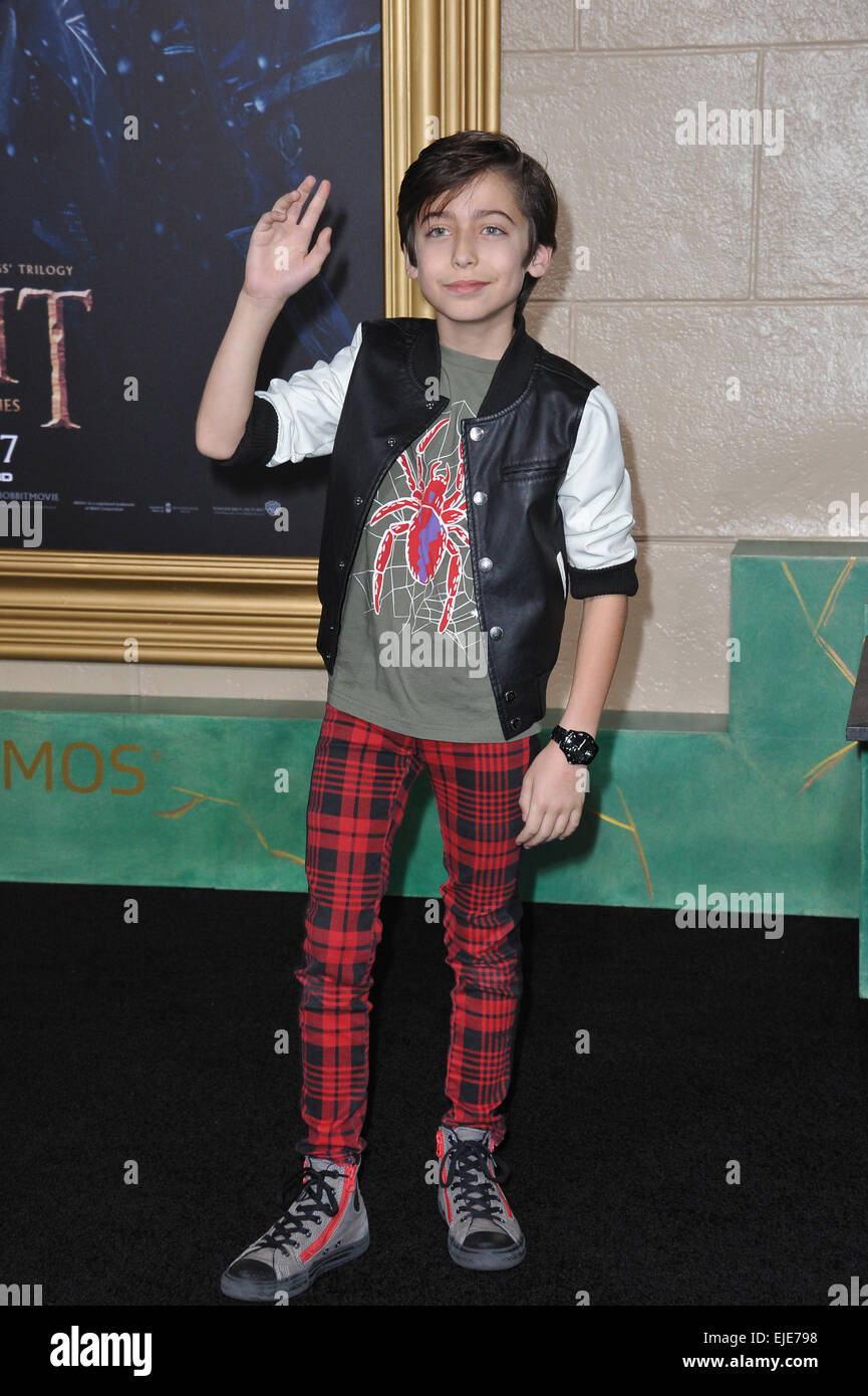 Aidan gallagher where hi-res stock photography and images - Alamy