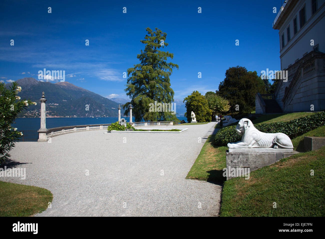 View of beautiful park of Villa Melzi, Lake Como, Italy Stock Photo - Alamy