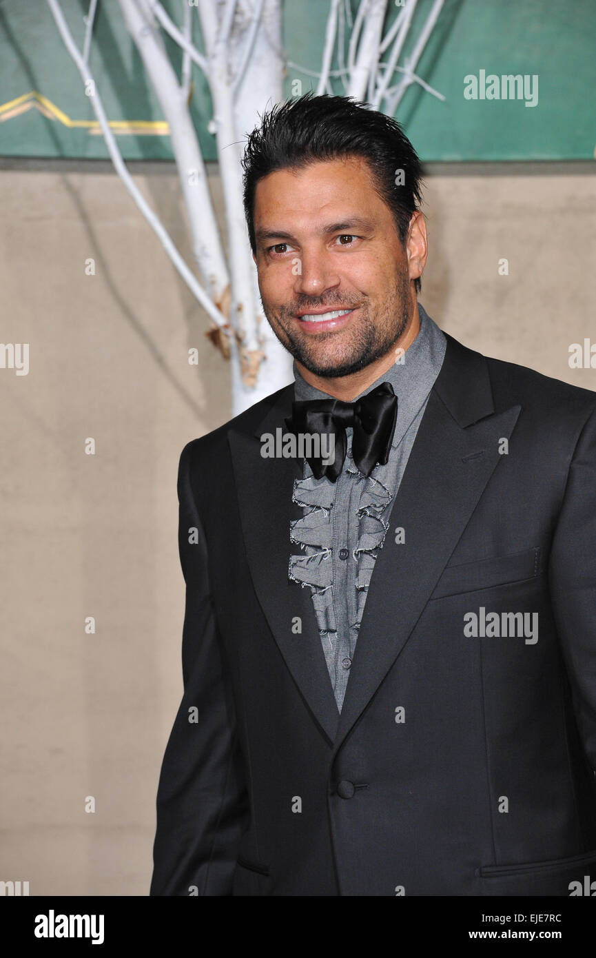 LOS ANGELES, CA - DECEMBER 9, 2014: Manu Bennett at the Los Angeles ...
