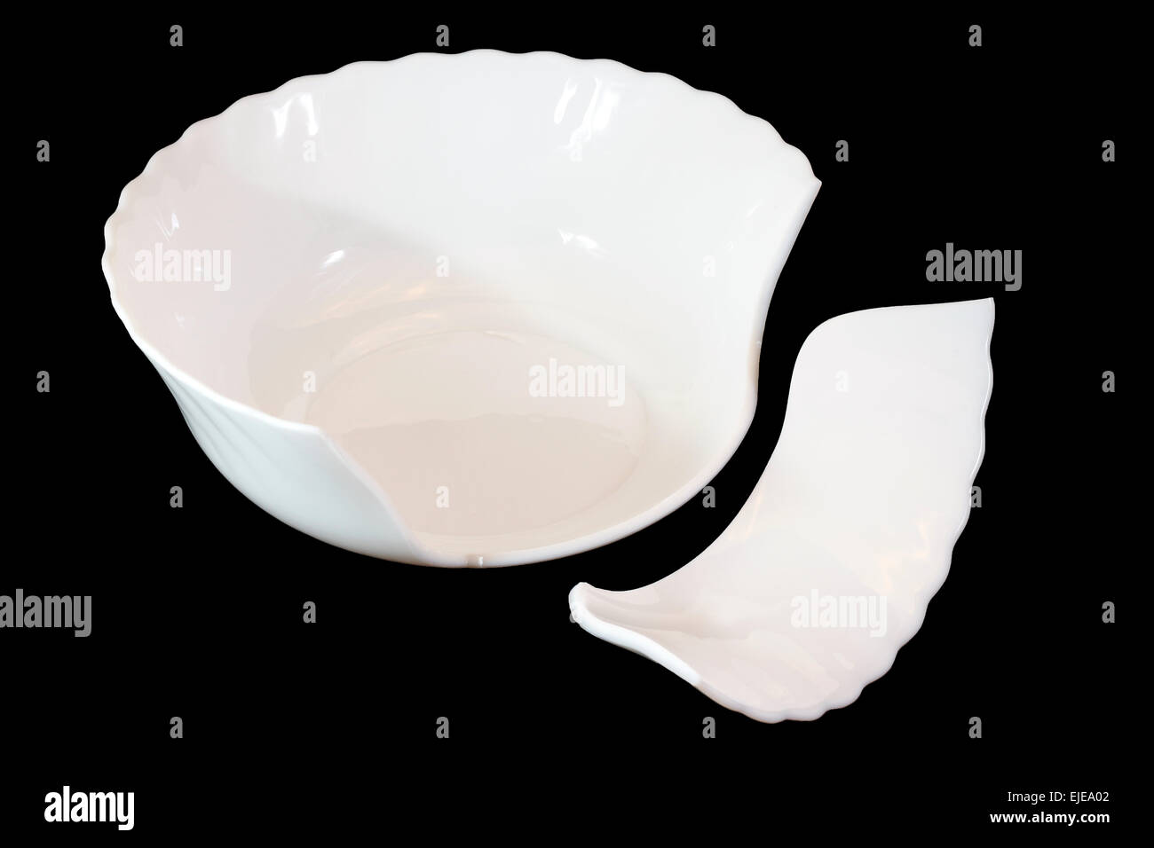 Broken bowl hi-res stock photography and images - Alamy