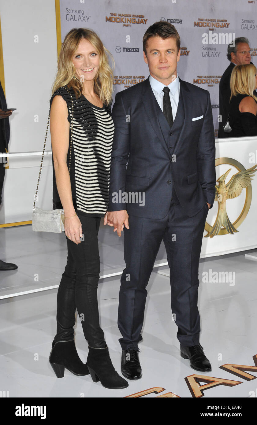 LOS ANGELES, CA - NOVEMBER 17, 2014: Luke Hemsworth & wife Samantha at ...