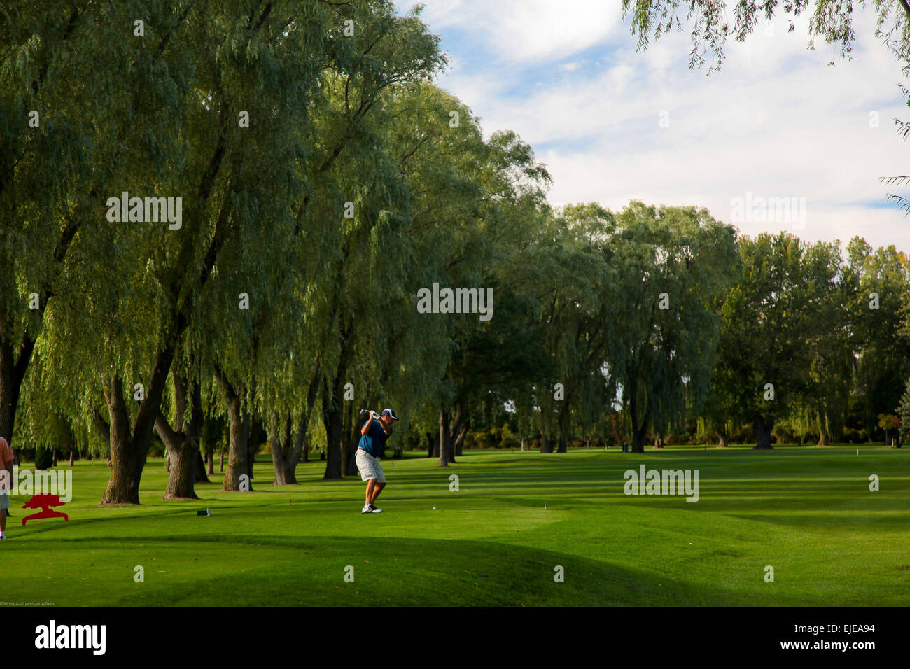 First tee box hi-res stock photography and images - Alamy