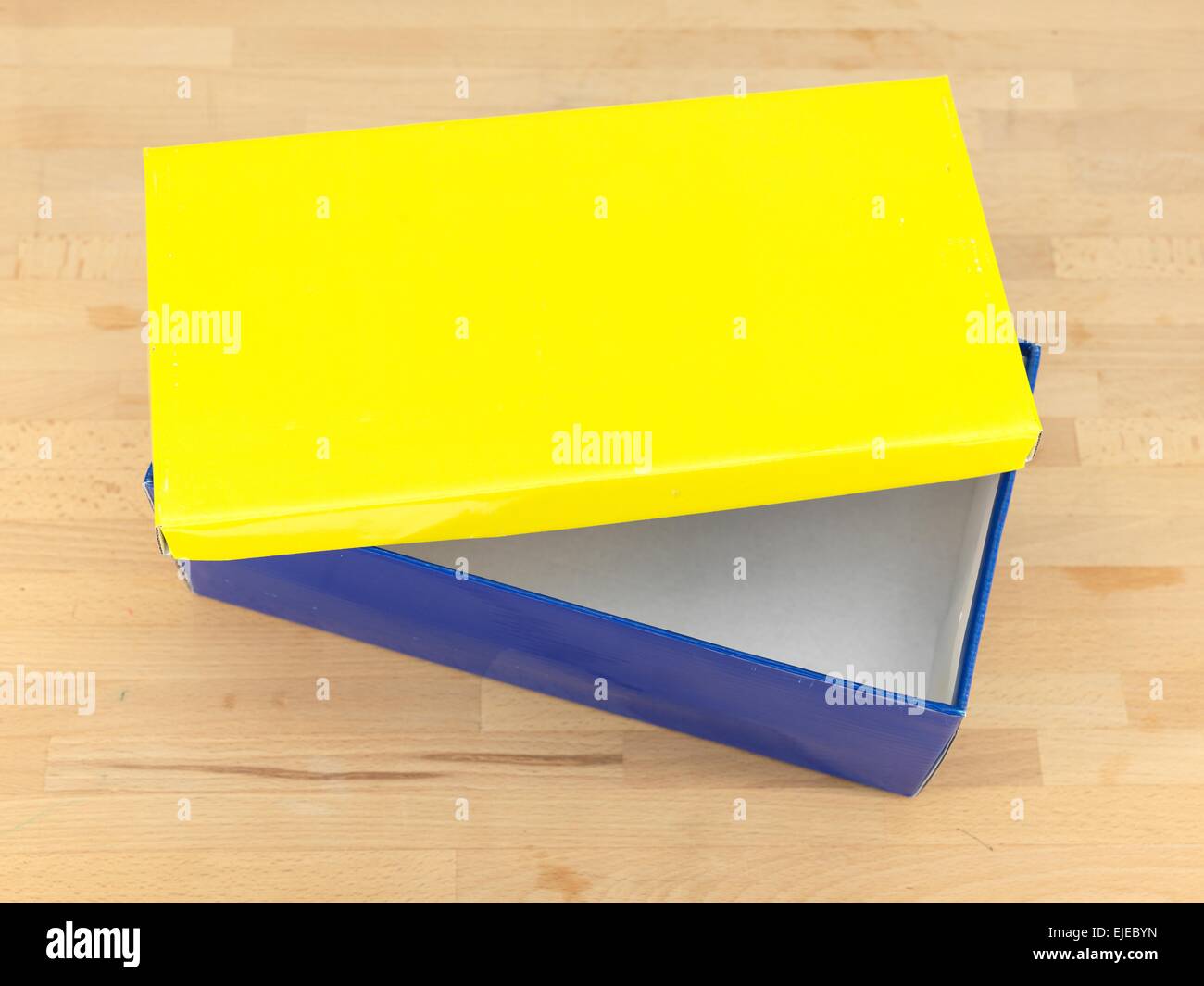 Shoe box hi-res stock photography and images - Alamy
