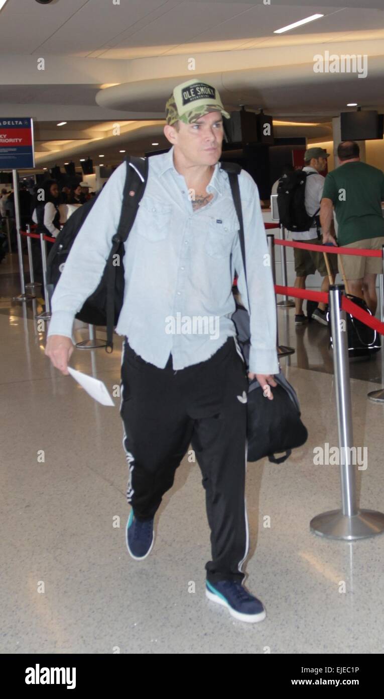 Sugar Ray singer Mark McGrath departs from Los Angeles International ...