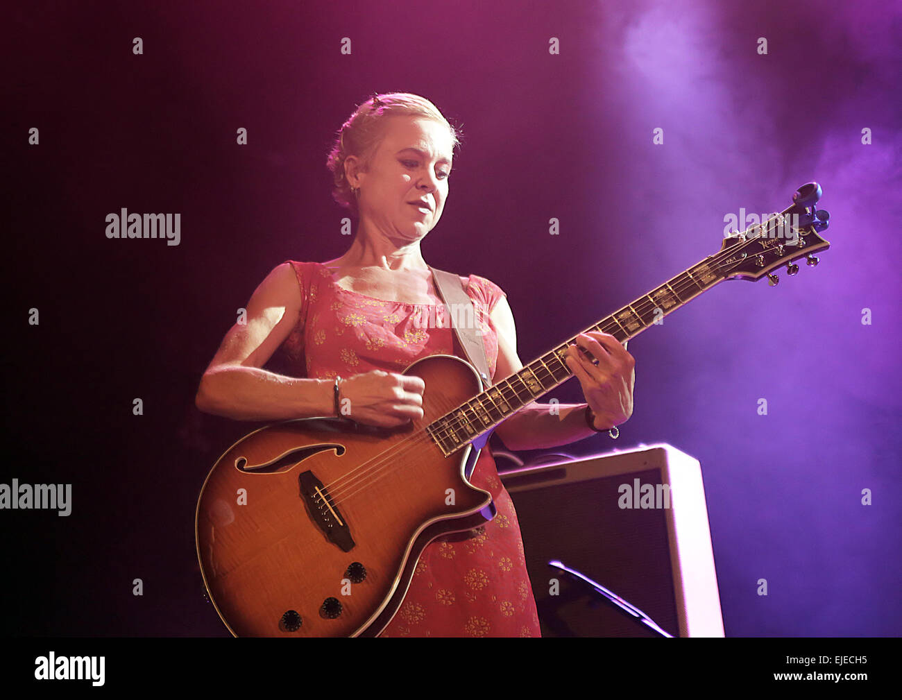 Throwing Muses perform at Manchester Academy Featuring: Kristin Hersh ...