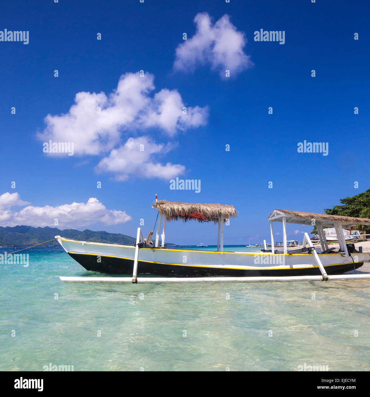 Long Tail Boat on Tropical Beach, Gili island, Bali Stock Photo - Alamy