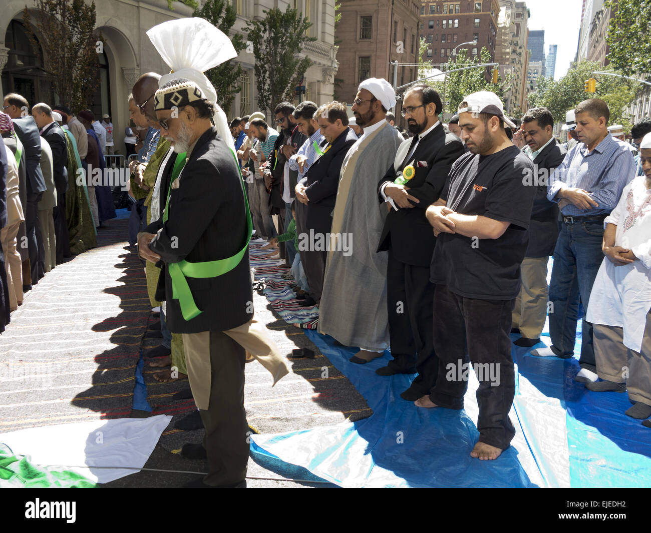 Prayers before the start of The Muslim American Day Parade n New York ...