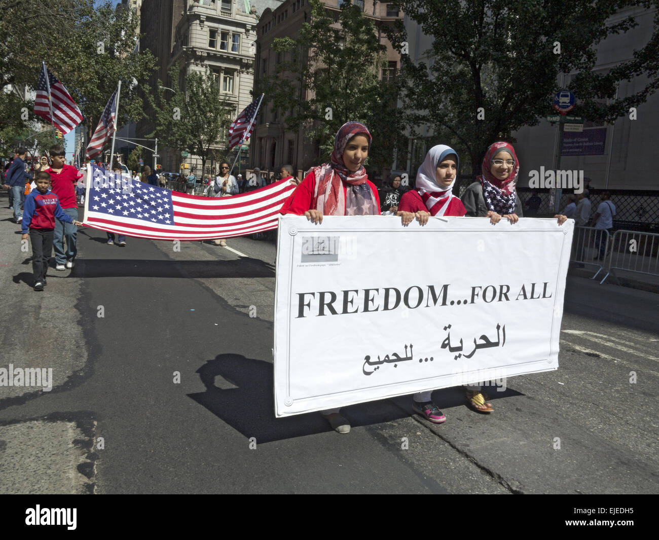 Participants show their patriotism in the Muslim American Day Parade n ...