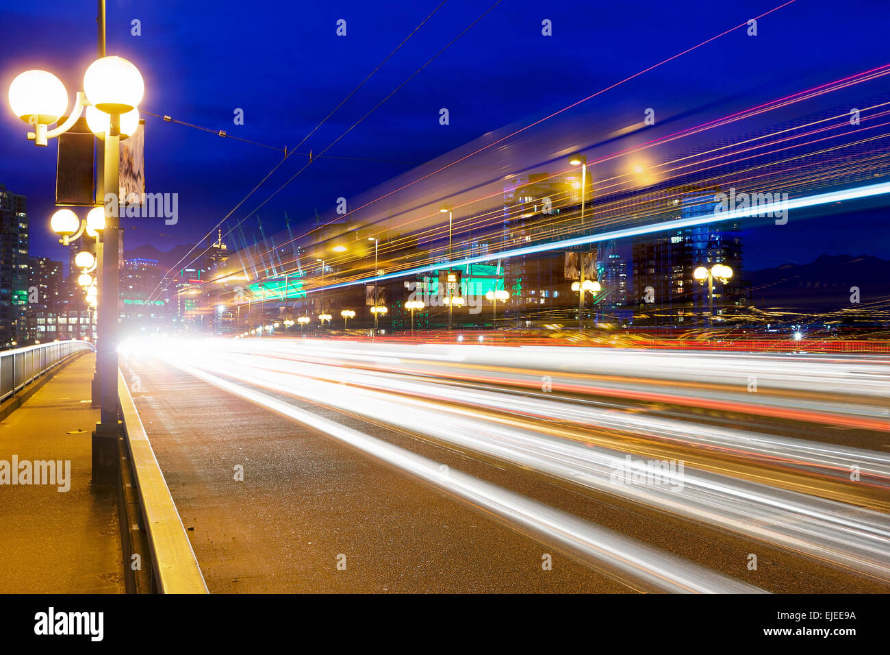 Cars and light trucks hi-res stock photography and images - Alamy