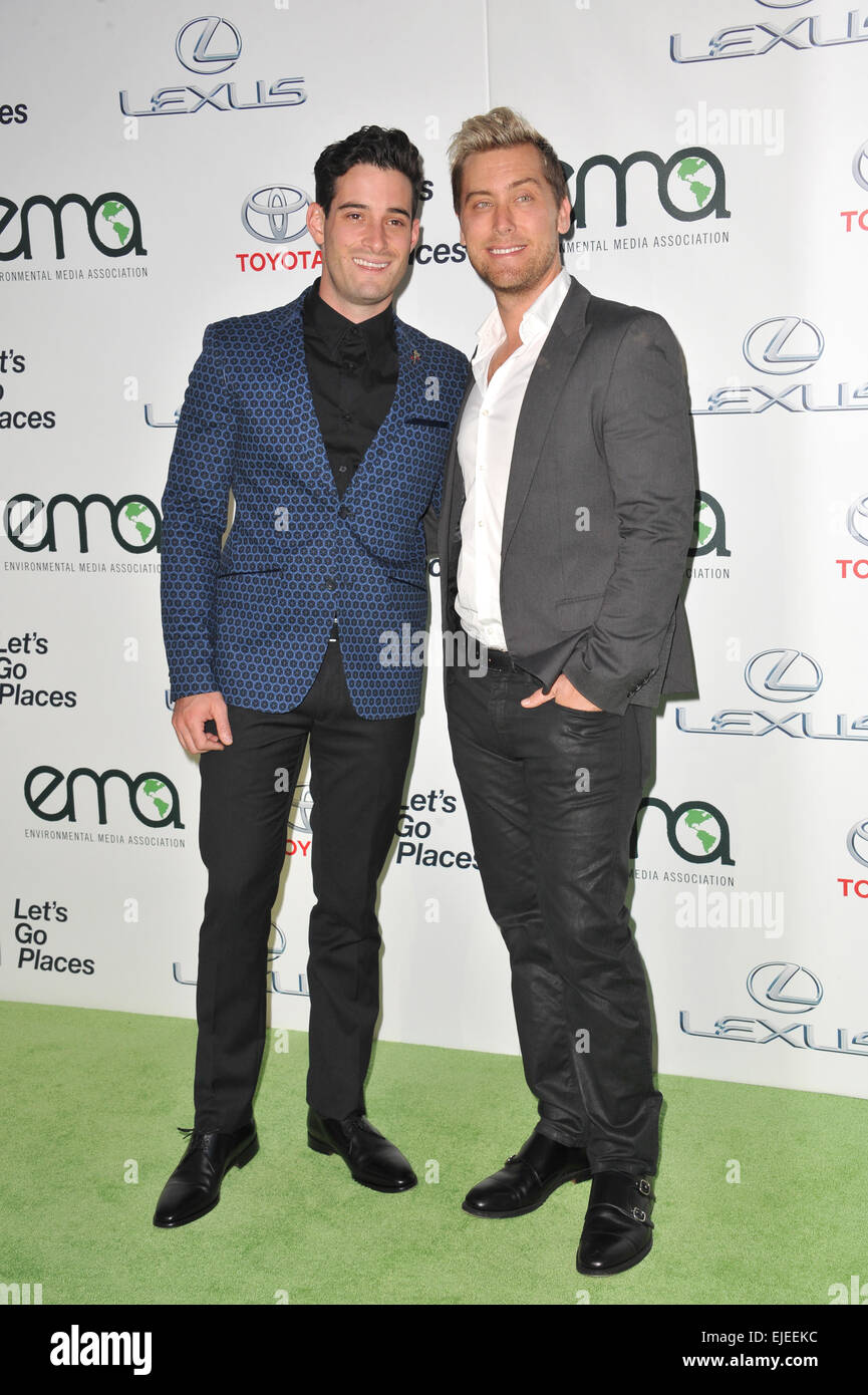 LOS ANGELES, CA - OCTOBER 18, 2014: Lance Bass & partner Michael ...