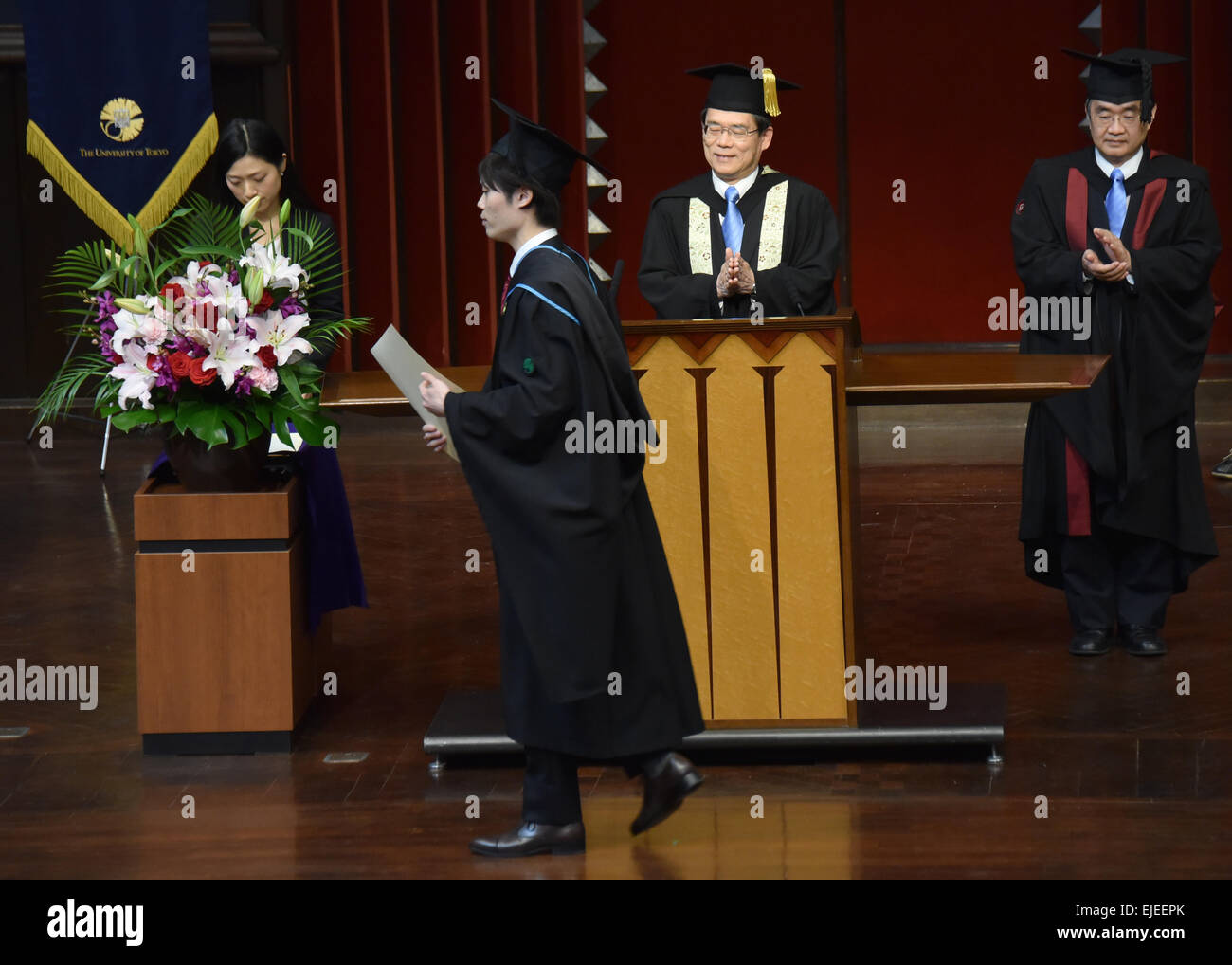 Tokyo, Japan. 25th Mar, 2015. About 3,000 students graduating from the ...