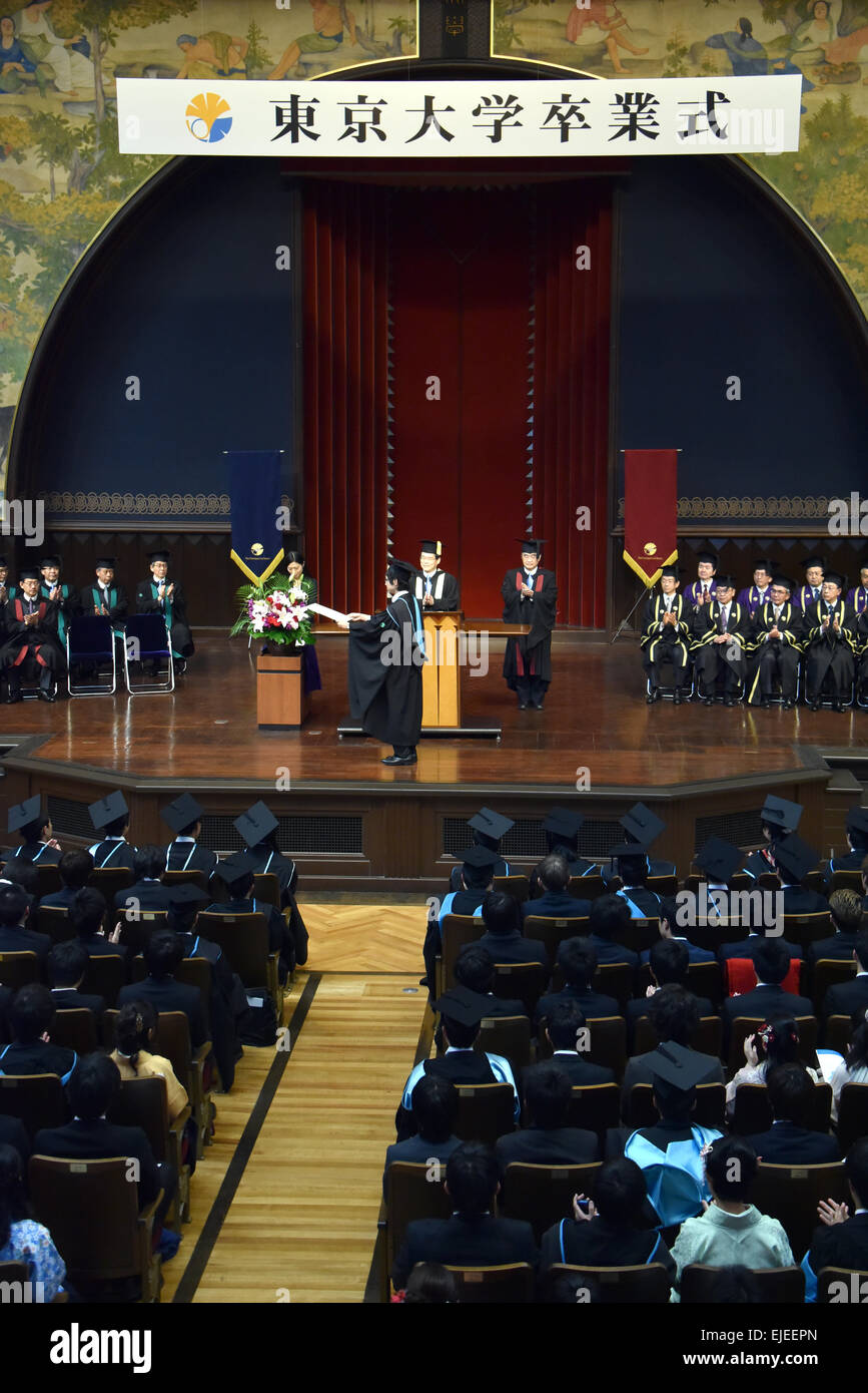 Tokyo, Japan. 25th Mar, 2015. About 3,000 students graduating from the ...