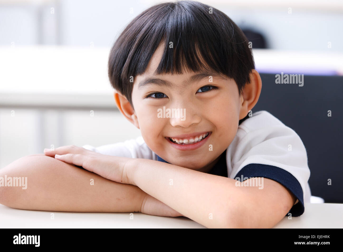 Elementary school students Stock Photo - Alamy