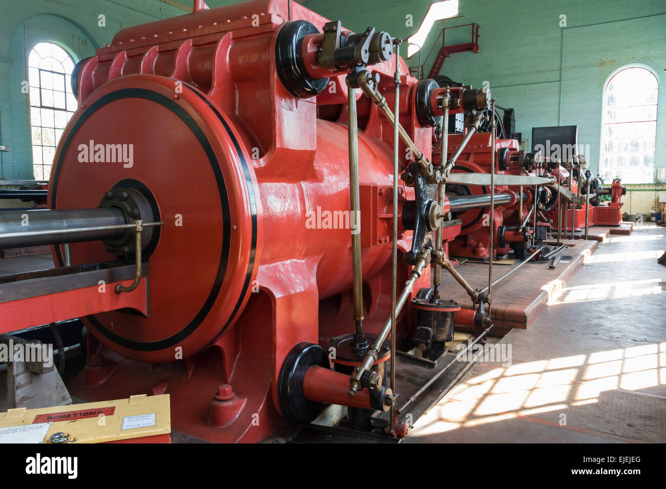 The 1912, Yates & Thom twin tandem compound steam engine engine which ...