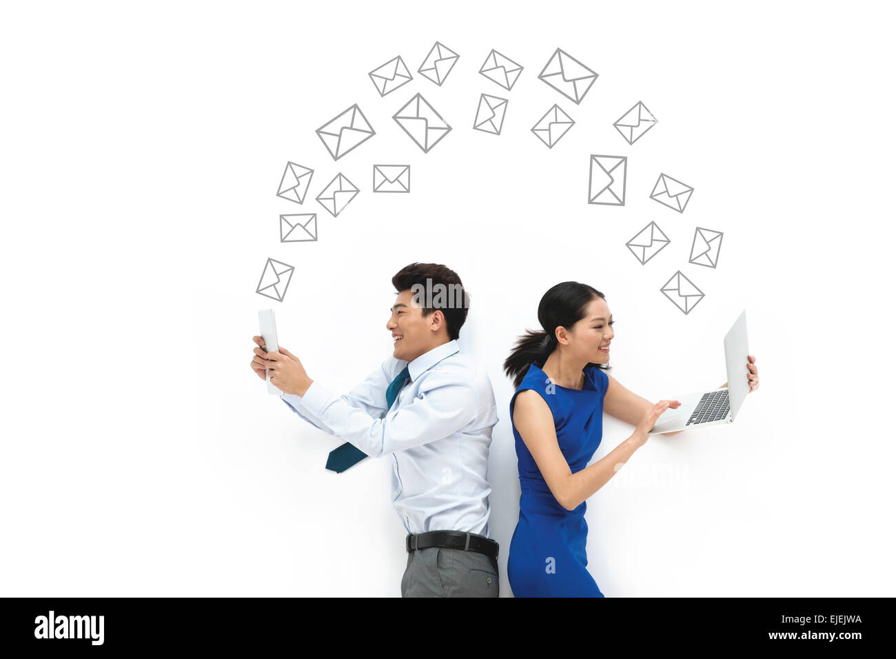 Computer communication hi-res stock photography and images - Alamy