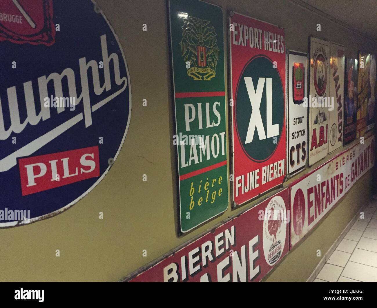 Delirium cafe and brussels hi-res stock photography and images - Alamy